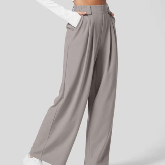 HALARA | Pants & Jumpsuits | Halara High Waisted Plicated Side Pocket Wide Leg Waffle Trousers ...